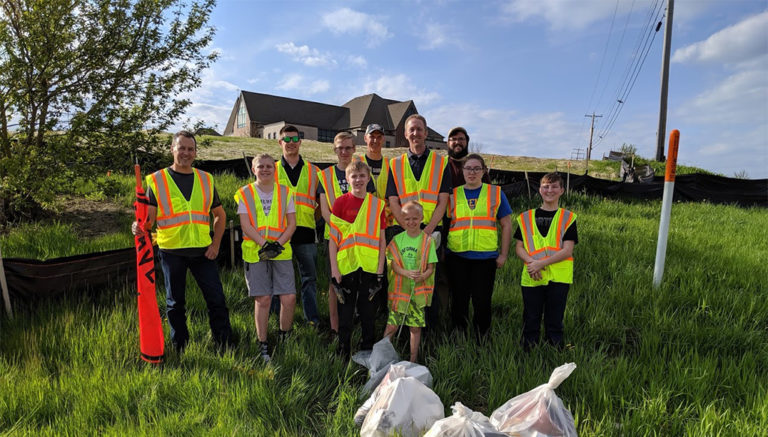 Adopt-A-Highway Volunteers Keep Roadsides Clean and Green - raSmith